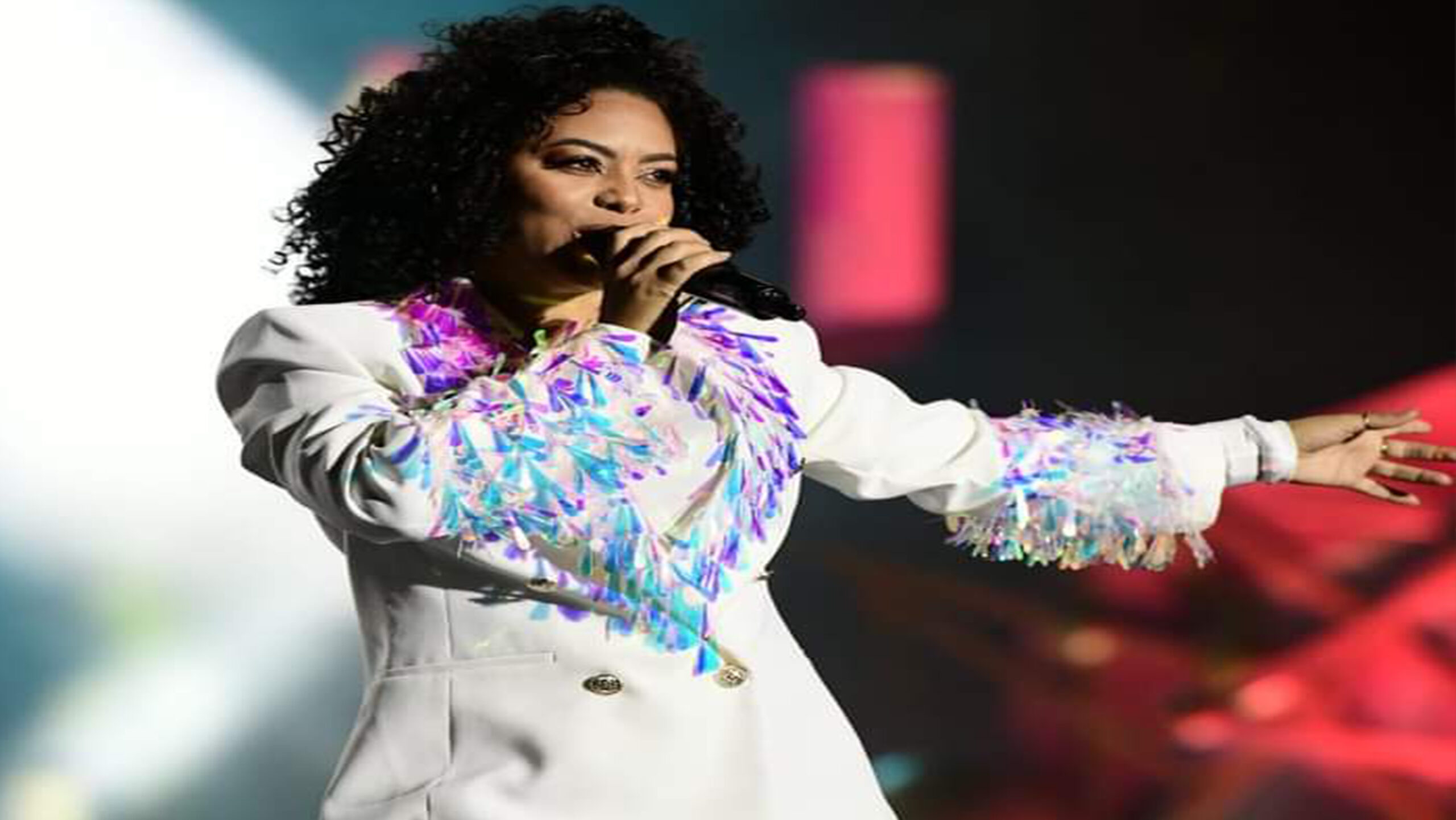 Cantante cubana Laritza Bacallao animó importante carnaval español ...