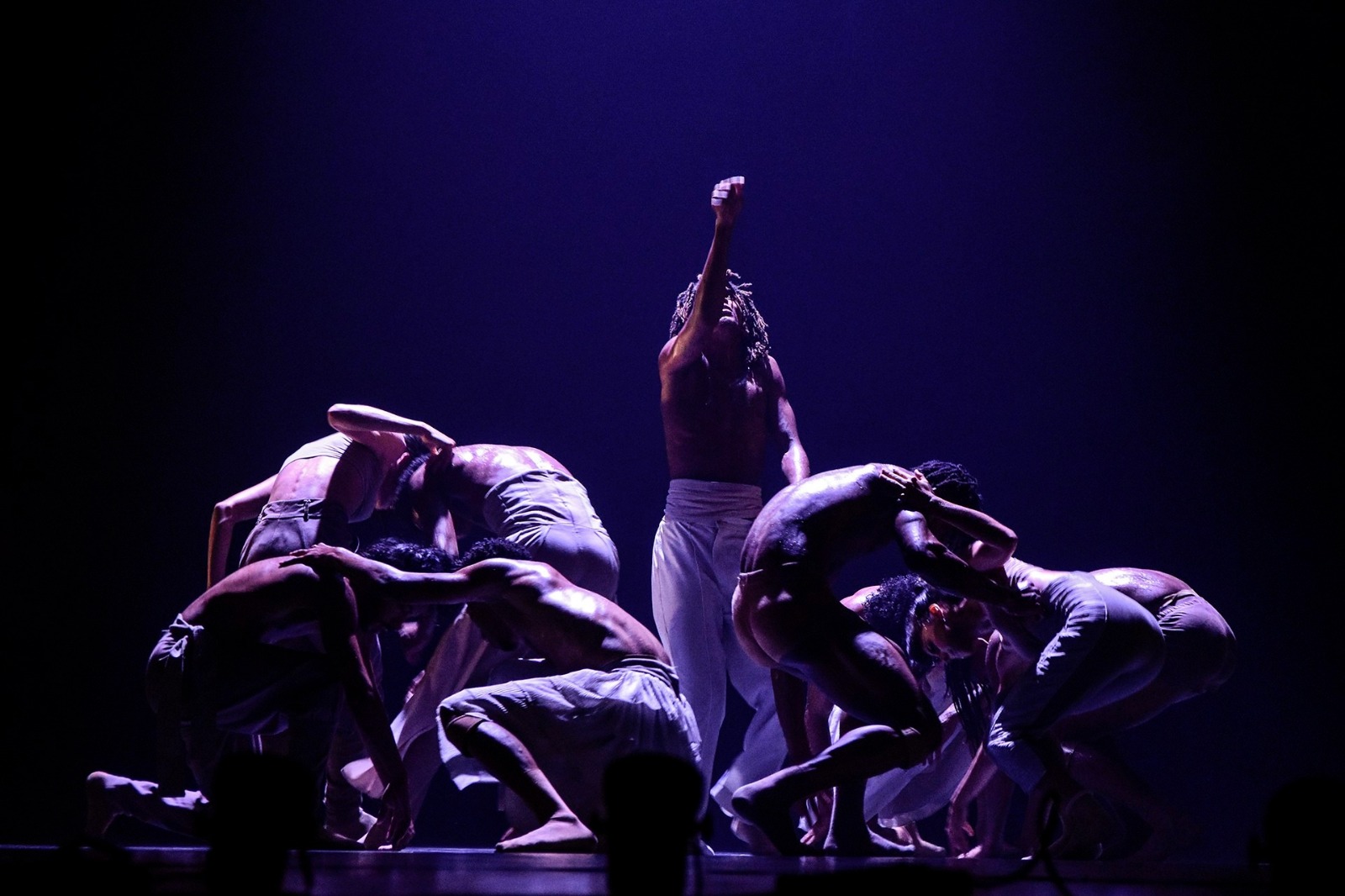 Compañía cubana Acosta Danza celebra su décimo aniversario – Cubavisión ...